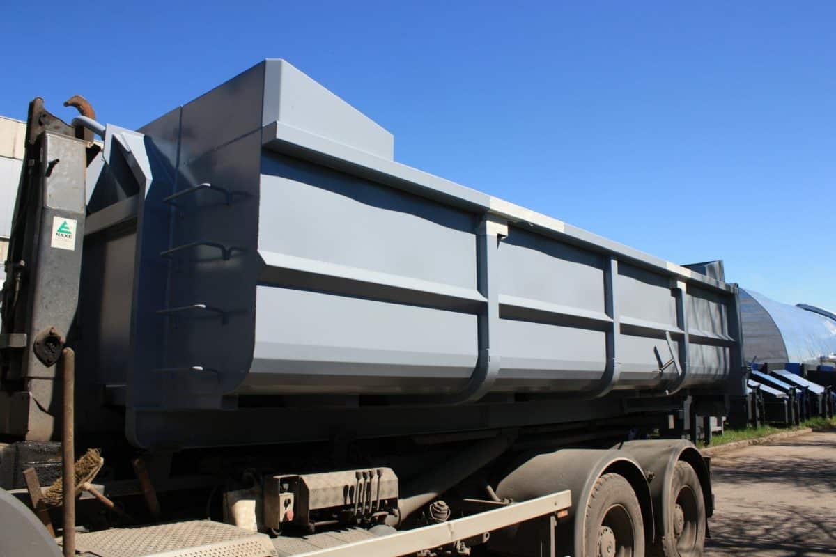 Hooklift containers (Roll on /off containers) - Inesta